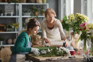 The ULTIMATE Guide on How to Become a Florist - Pointers For Planners