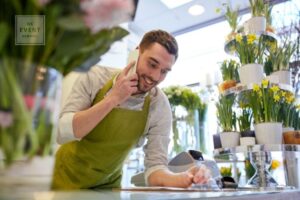 The ULTIMATE Guide on How to Become a Florist - Pointers For Planners